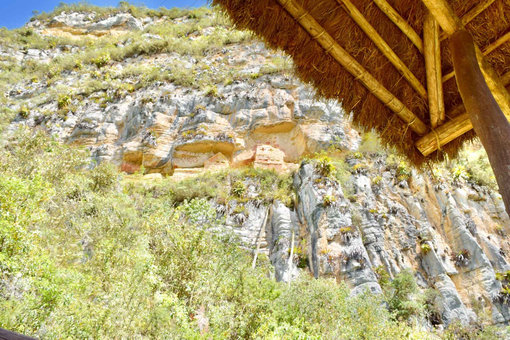 Las enigmáticas tumbas de Revash en Amazonas - Blog Viagens Machu Picchu