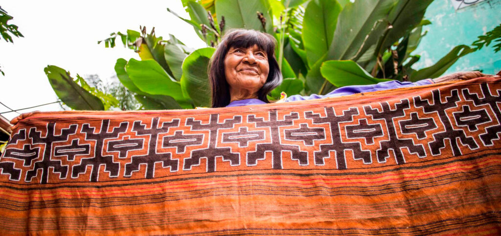 Diseño Kené: El Arte Sagrado de los Shipibo-Konibo