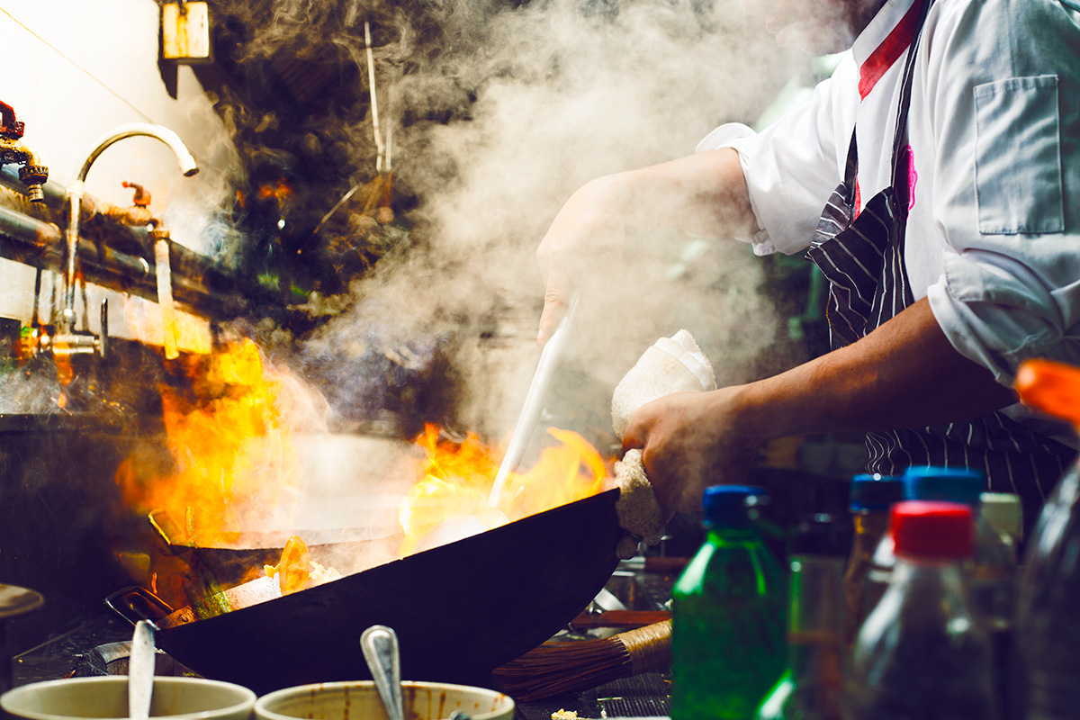 Cocina Chifa: Una Fusión Gastronómica en Clave Peruana